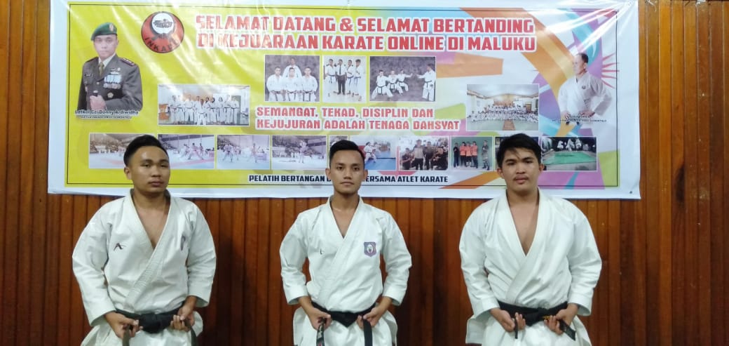MEDALI EMAS BERHASIL DIGENGGAM CLIFT PADA KEJUARAAN NASIONAL E-TURNAMEN ...